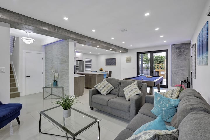 Casa Azul Lux 4bed/2.5bath Pool Home By Brickell - Coral Gables, FL