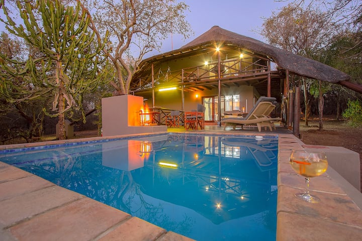 Luxury Guesthouse Co @ Honeymoonhouse - Marloth Park