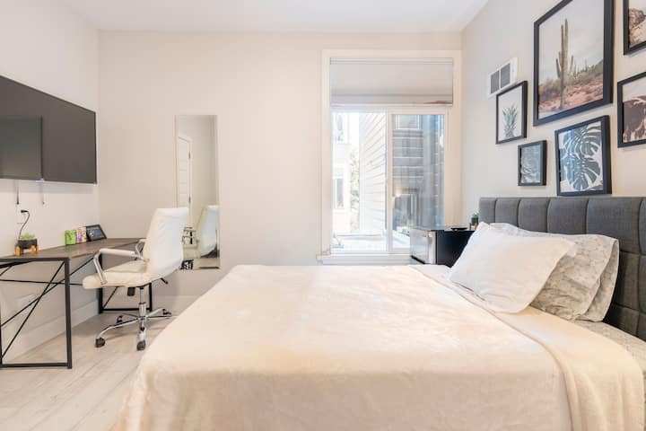 Renovated Near Painted Ladies / Alamo Square - San Francisco, CA