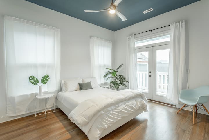 Luxury Reunion House Steps Away From Downtown - Chattanooga, TN