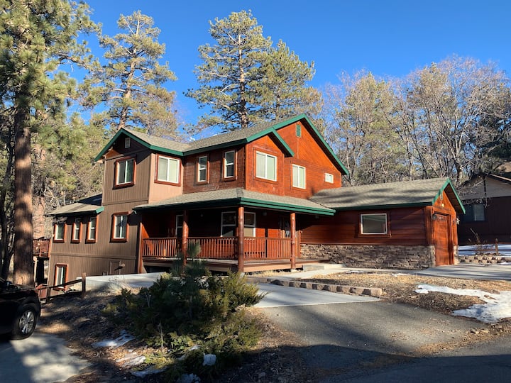 Slice Of Heaven, Fun Family Friendly Cabin W/ Spa! - Big Bear, CA