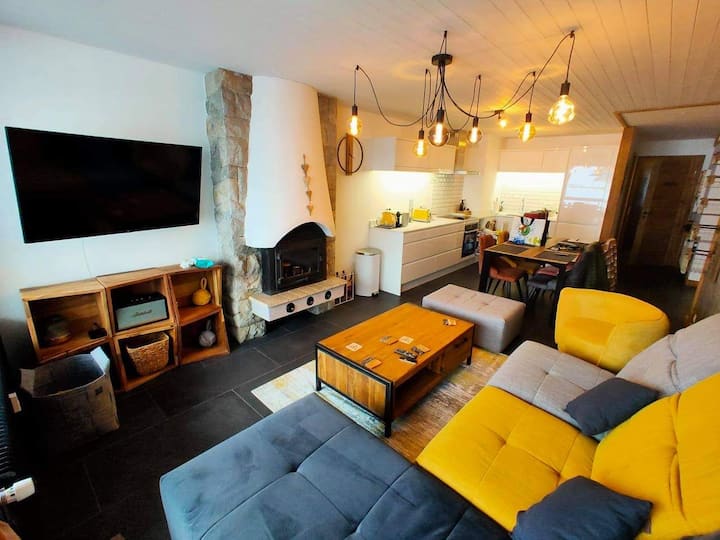 Morzine Centre/66m2/6 Pers. - 2 Bed+bunk - 2 Bath - モルジヌ