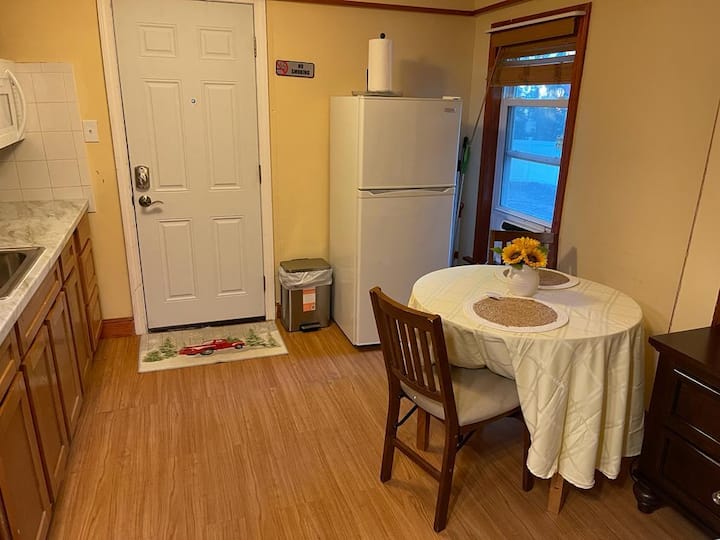 Studio W/ Private Entrance And Bathroom - Boston, MA