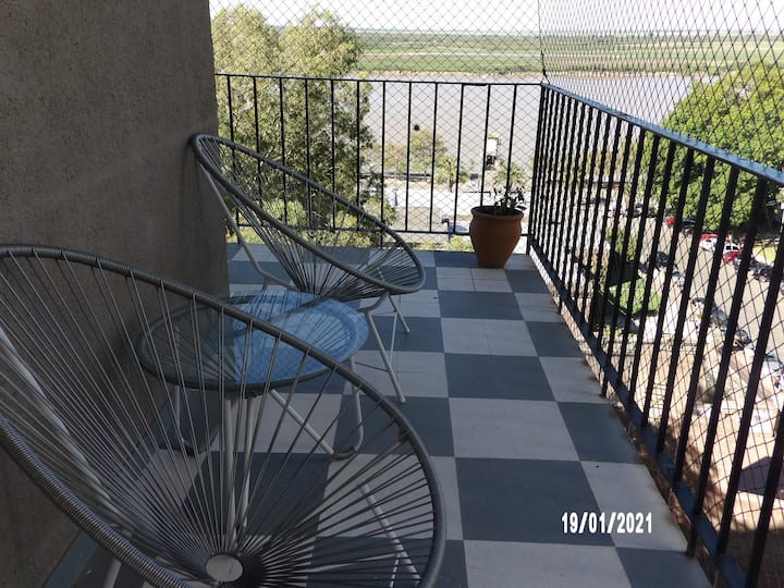 Departamento Frente Al RÃo Paraná Céntrico. - Rosario