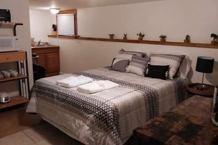 44 1c Entire Mini Studio Near Nyc And Ewr - Montclair, NJ