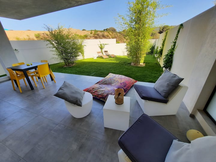 Jaune Urban - 2' Plages, Jardin, Clim - By Tgb -