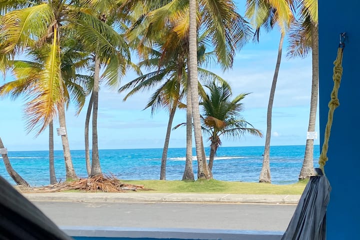 Beautiful Beach Front 3br - Luquillo Casa Maruja - Luquillo
