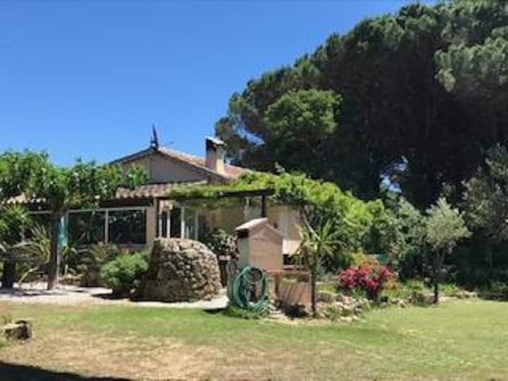 Maison Située Au Centre Du Golfe De Saint-tropez. - Ramatuelle