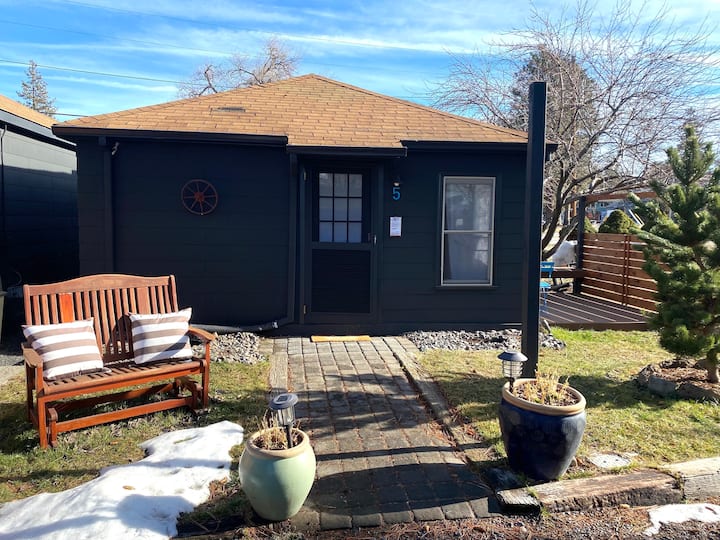 Cottage|kitchenette|pet Friendly|hot Tub Access - Sisters, OR