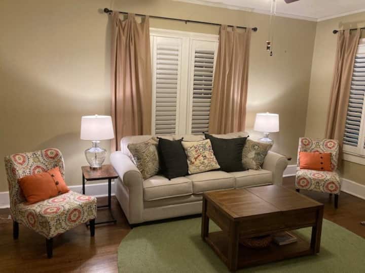 Downtown Cottage In Aiken - Equestrian’s Dream! - Aiken, SC