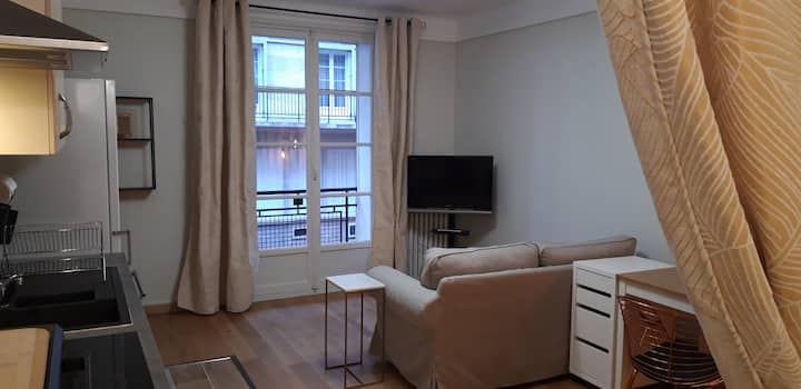 F2 Perret, Hyper Centre, Plage Et Mairie. Confort+ - Le Havre