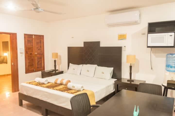 Villa Con Balcón En El Cuyo Con Alberca - El Cuyo