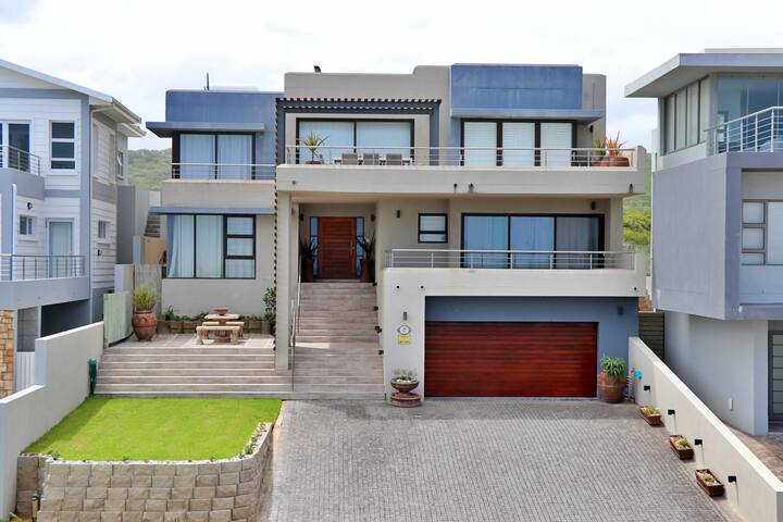 Stillbay Beach House - Still Bay