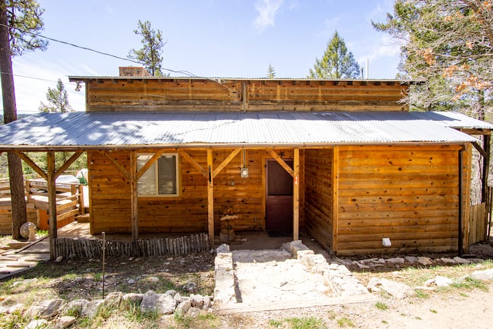 Family Cabin Hiking,biking Skiing And Hunting - Cloudcroft, NM