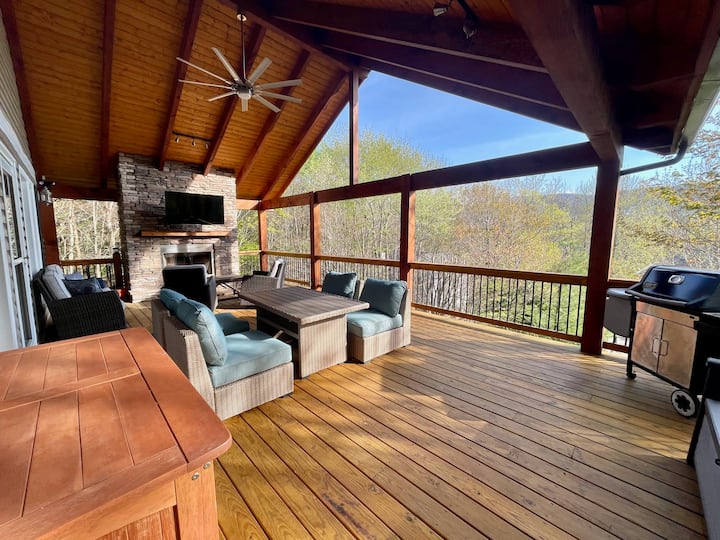 Ski View Lodge /Amazing Deck W/ Fireplace/pets Ok - Beech Mountain, NC