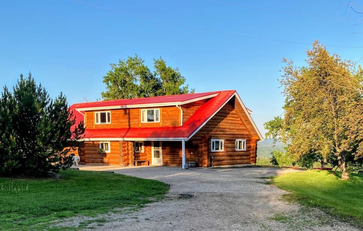 West Mountain Lodge - Whitecourt