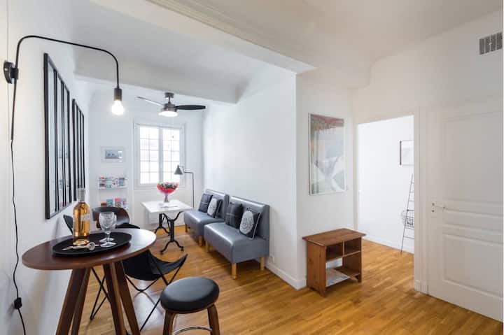 Bel Appartement Au Coeur Du Vieux Nice - Nice