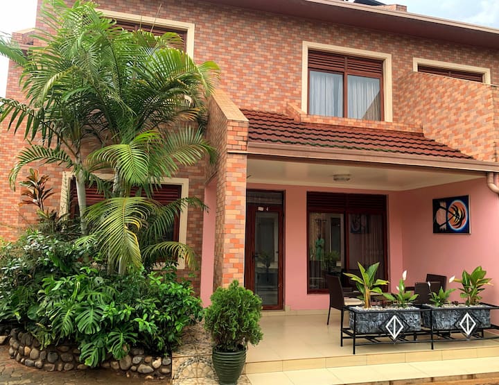 Um Apartments - Kigali