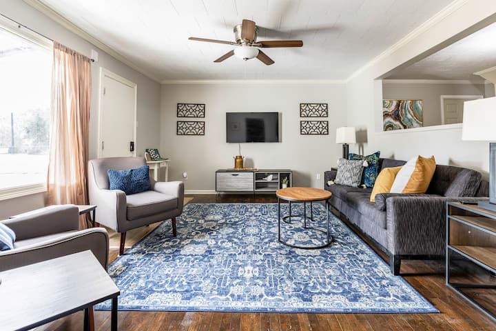 Cozy Cottage Close To Ul, Downtown & Rest Of Laf! - Lafayette, LA