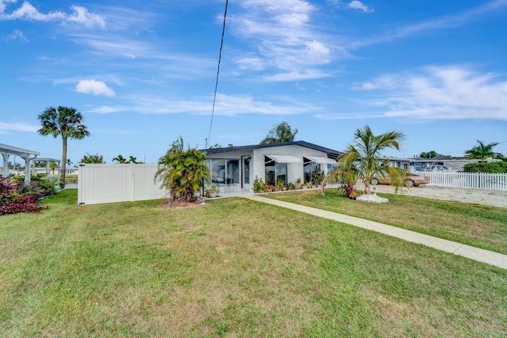 Waterfront-gulf Access &Fishing - Port Charlotte, FL