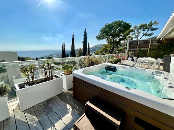 Appartement De 160m2 + Terrasse Vue Mer Et Jacuzzi - Nice