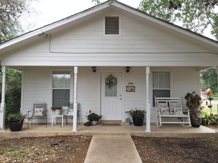 Enjoy Staying At A Beautiful Wildlife Area! - Lost Maples State Natural Area, Vanderpool