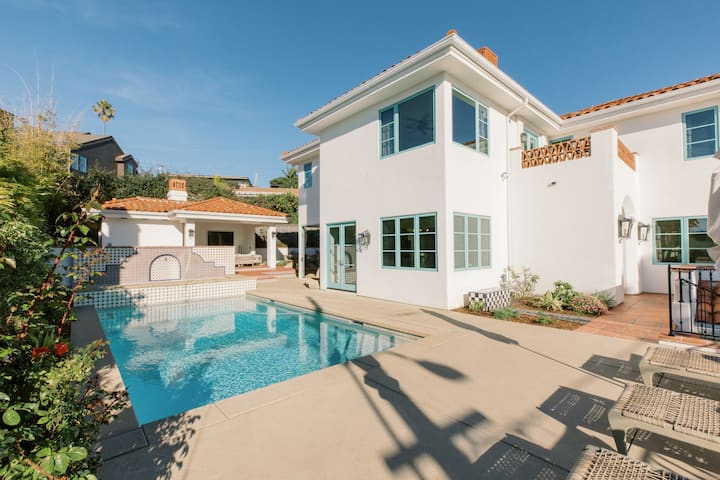 Ocean Views, Outdoor Kitchen Pool & Jacuzzi - Rancho Santa Fe, CA
