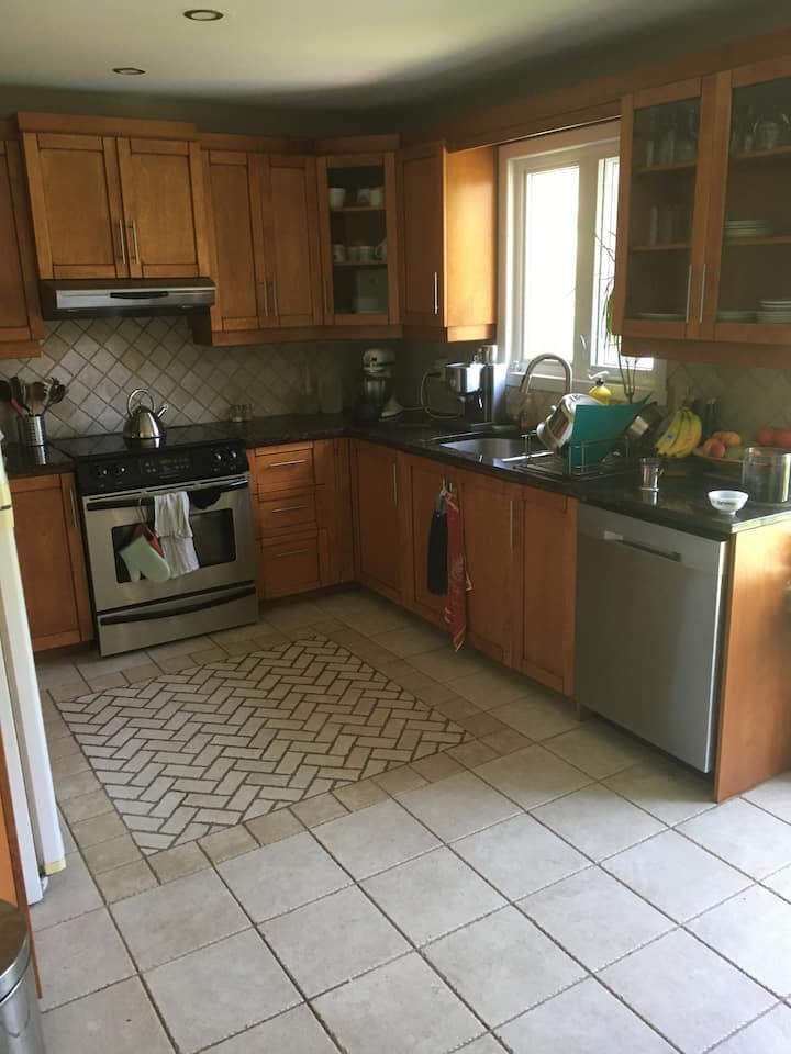 Room In Private Home. - Mirabel