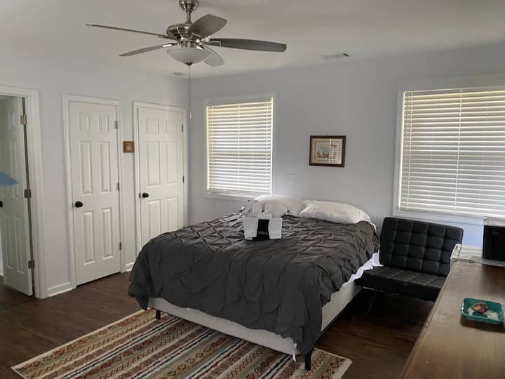 Opulent Retreat Bedroom #3 Tierra Verde - Carrollton, GA