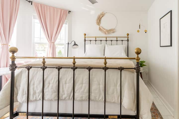 Boutique Style Private Bedroom And Bathroom - Virginia Beach, VA