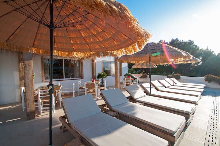 Descubre Tu Hogar De Ensueño En El Oasis Perfecto - Sant Antoni de Portmany