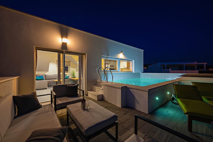 Luxury Two-floor App With Private Pool Aquarelle 4 - Rogoznica