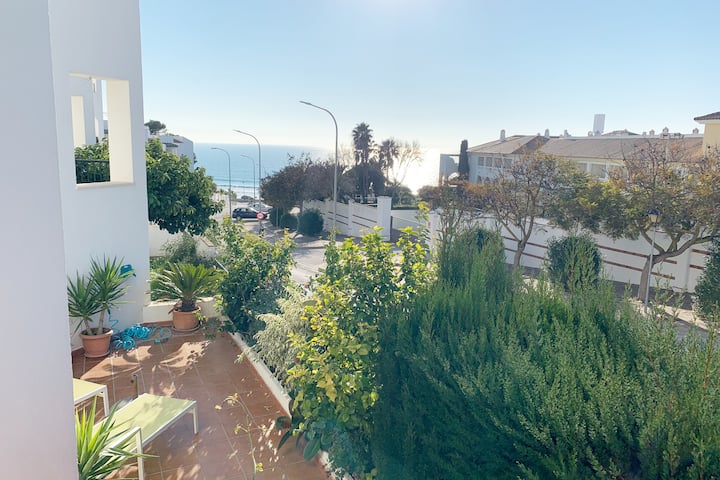 Apartment With Terrace On The Beachfront - Conil de la Frontera