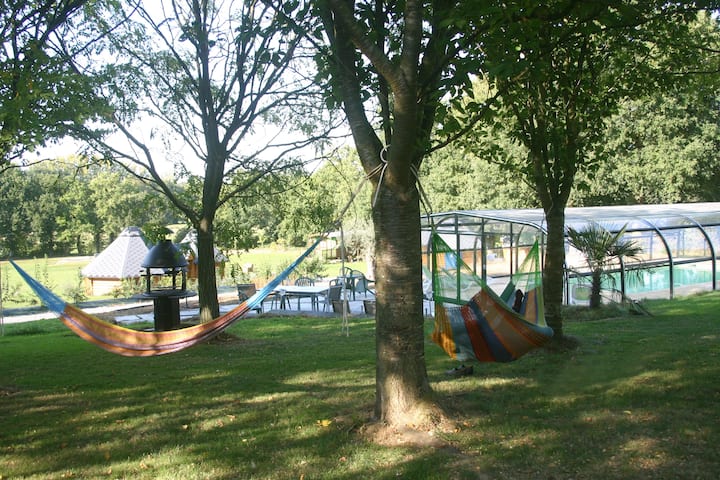 Roulotte Gite Grand Confort - Rennes/brocéliande - Le Verger