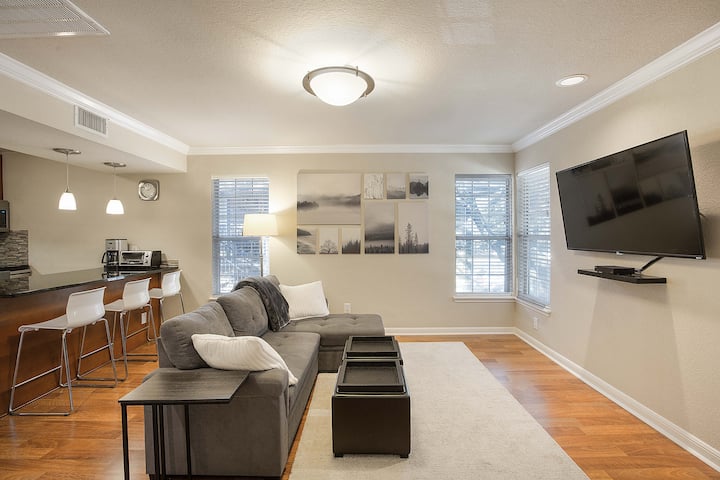 Top Floor Unit W/king Bed & Desk In N. Ctr. Austin - Austin