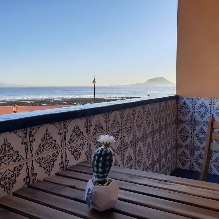 Lobos Views Remote Work, Enjoy While You Work. - Fuerteventura