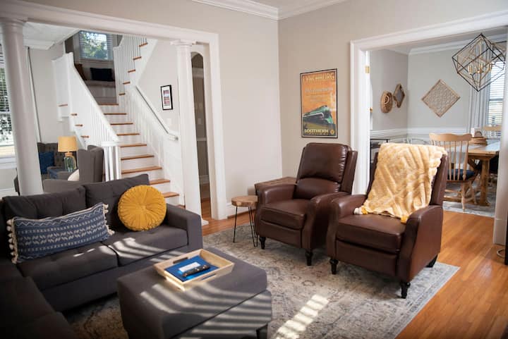 Lower Rivermont Home-beautiful Views. Pure Comfort - Lynchburg