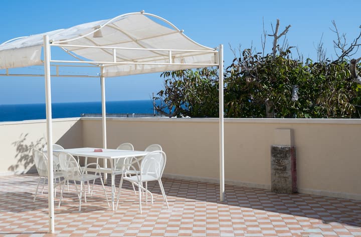 Casa Giada Con Terrazza E Vista Mare Stupenda - Santa Cesarea Terme