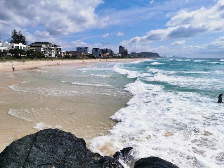 Stylish Compact Private Self Contained Suite. - Gold Coast