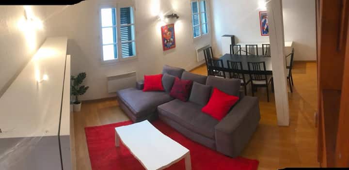 Appart 3 Chambres 76m2 Centre Historique - 巴約訥