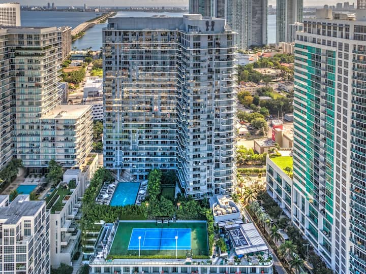 Midtown Miami-condo Amueblado Llave En Mano De Lujo Con Vista Al Resort Pool-cool - Miami, FL