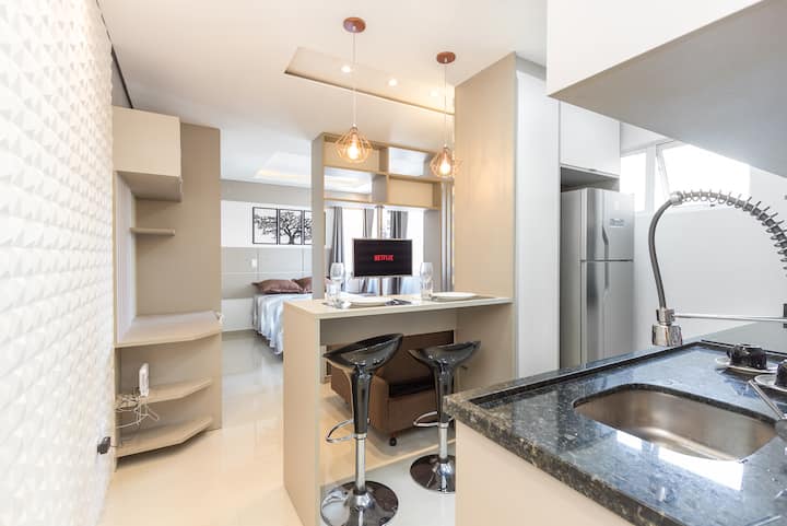 Stúdio Próx. Shopping Mueller 200 Mb Internet - Curitiba