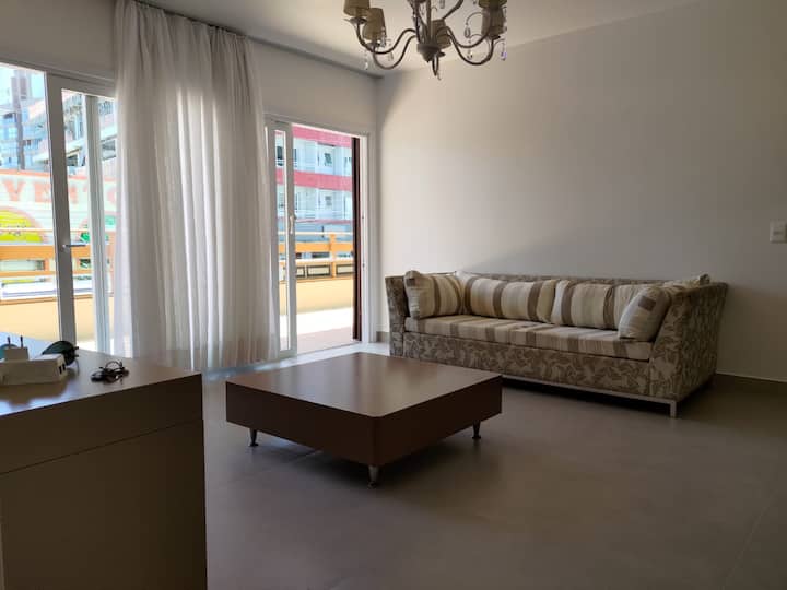 Casa Ampla (180 M2°) 2 Quartos No Centro Torres - Torres