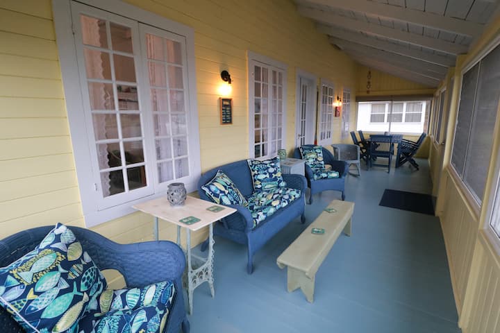 Norway Bay Vacation Rentals & Homes - Québec, Canada | Airbnb