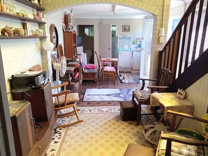 Amazing House -Own Space- 3 Month - Big Discount - Coolangatta