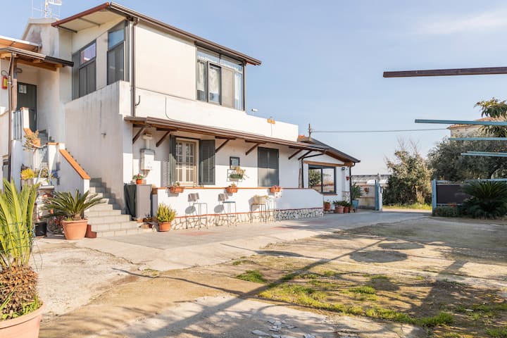 Appartamento(2+2)           Country House - Mondragone