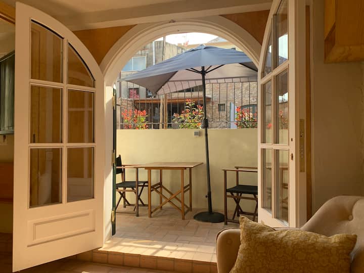 Precioso Estudio Con Patio Exterior - Sant Cugat del Vallès