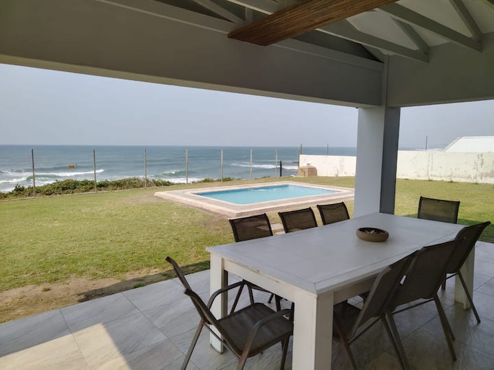 Beach House With Direct Beach Access - Dolphin Coast