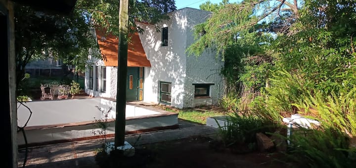 La Cabañita De Manolo Lima – Arte Y Descanso