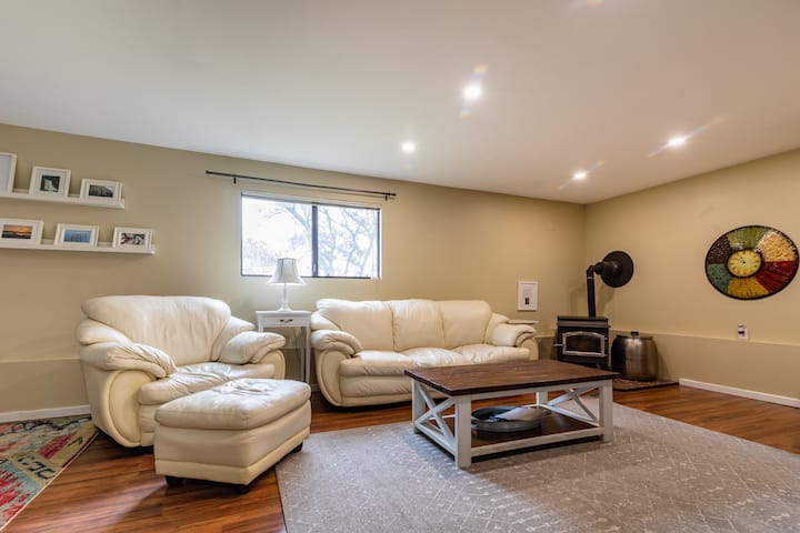 Spacious 2 Bedroom Unit With Yard & Firepit. - Beacon Hill - Seattle